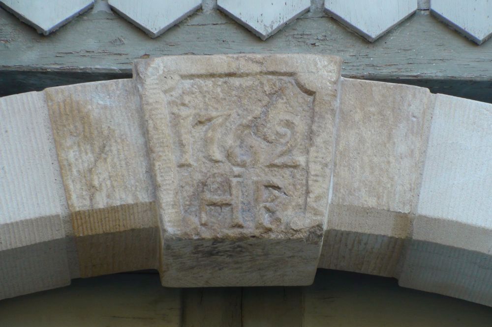 Torbogen Rünenberg - Fontarocca AG -Natursteine für Objekt, Haus und Garten