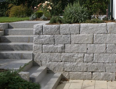 Portugal Granit Mauersteine - Fontarocca AG -Natursteine für Objekt ...