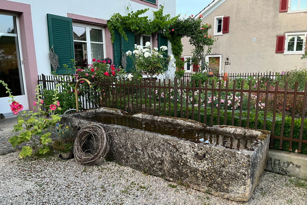 Brunnen - Fontarocca AG -Natursteine für Objekt, Haus und Garten